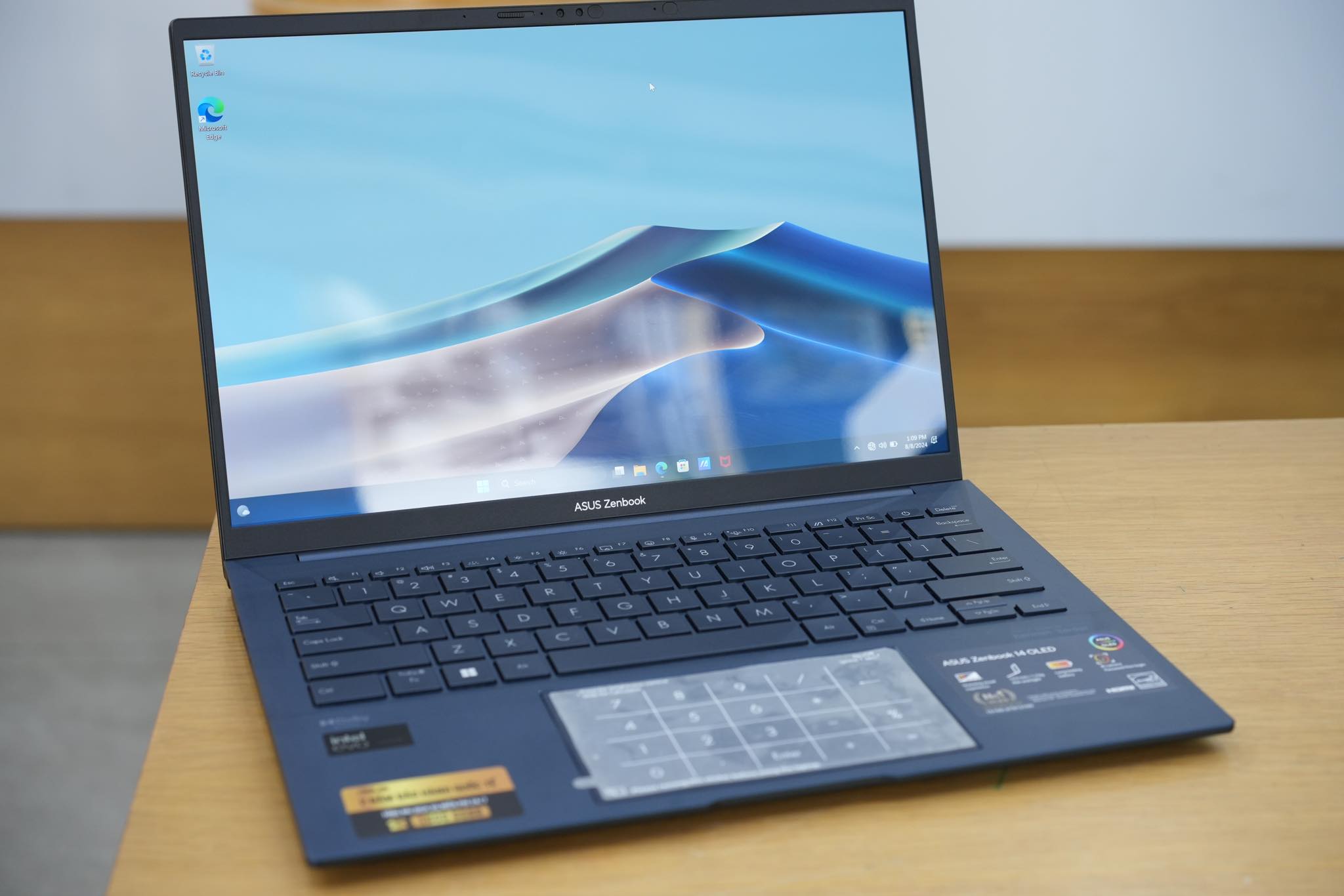 Asus Zenbook Q425 14 inch Oled - 2024| Laptop ASUS chính hãng | Mac24h